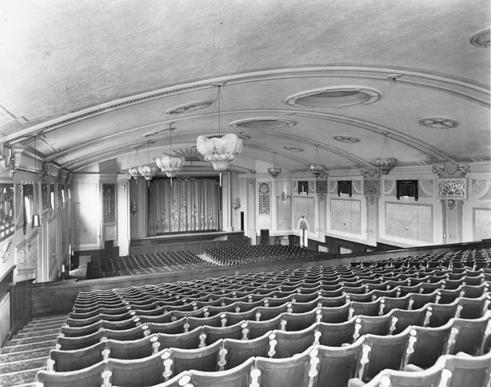 Carlton Cinema, Orrell Park, Liverpool. - Chester Cinemas